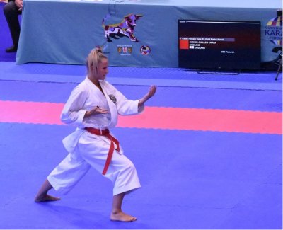 News - Carla Rudkin-Guillen Wins Gold at the Commonwealth Karate ...